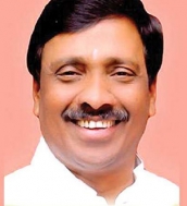 Maharashtra Politicians: Top Maharashtra Political Leaders List - Oneindia