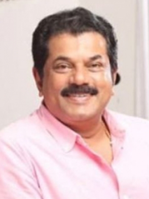 Malayalam Actor Mukesh And Family