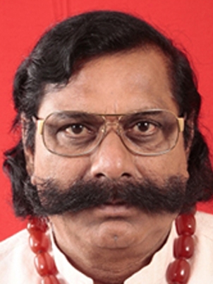 Pabubha Manek: Age, Biography, Education, Wife, Caste, Net Worth & More ...