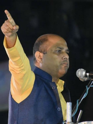 Rajdeep Roy: Age, Biography, Education, Wife, Caste, Net Worth & More ...